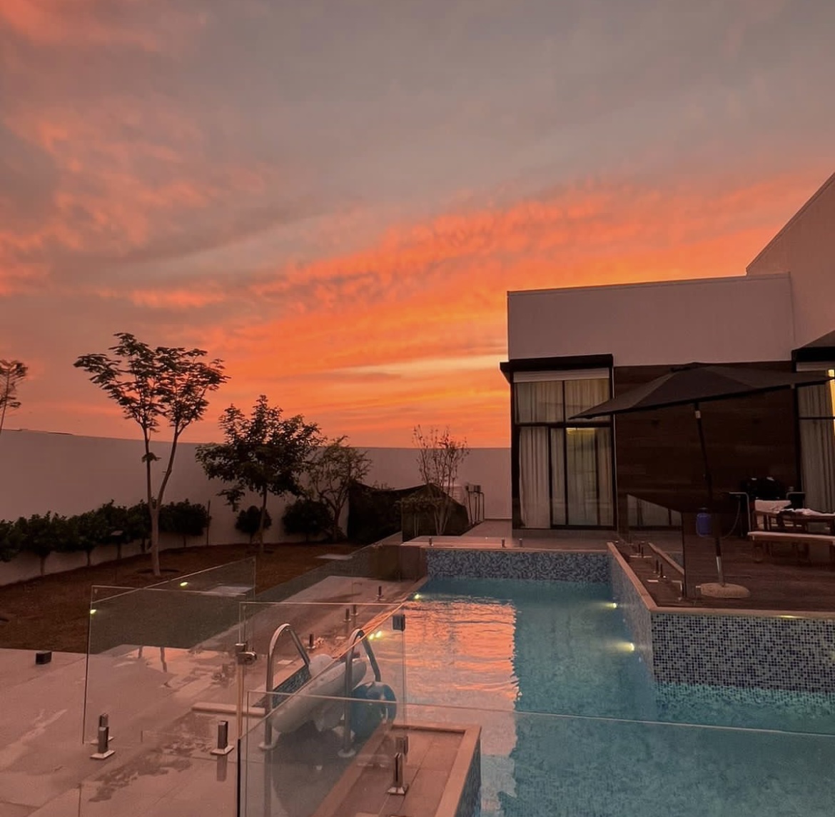 Villas – EVERYWHERE